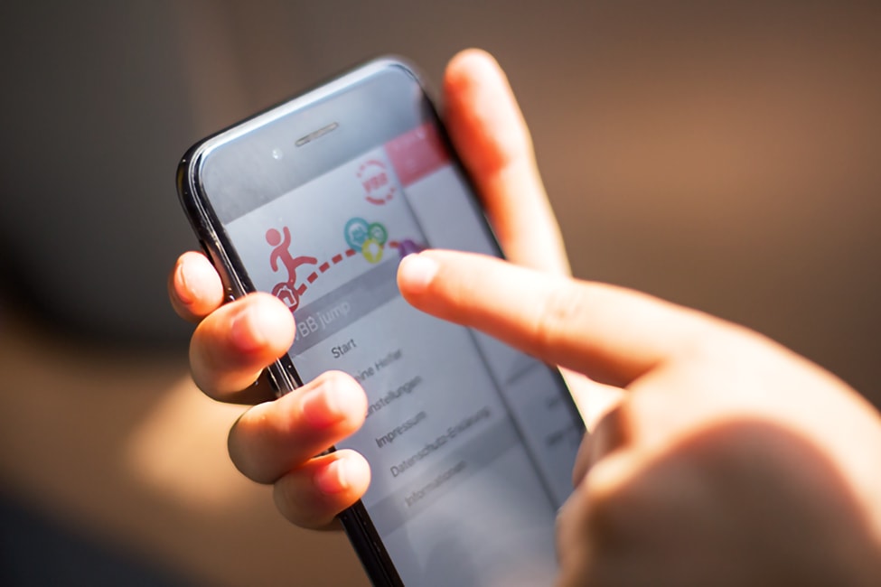 Zielsicher mit Bus & Bahn: VBB jump - die Verkehrsapp für Kinder