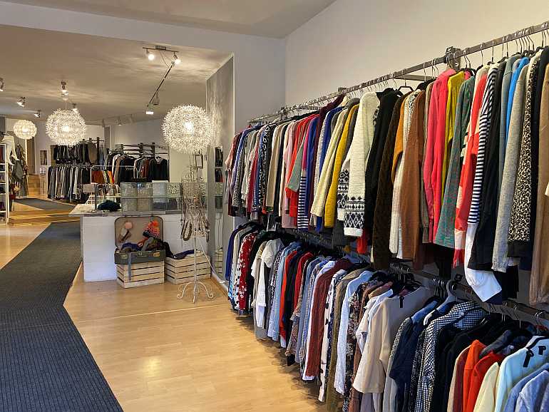 Second Hand Shop Whooppie
