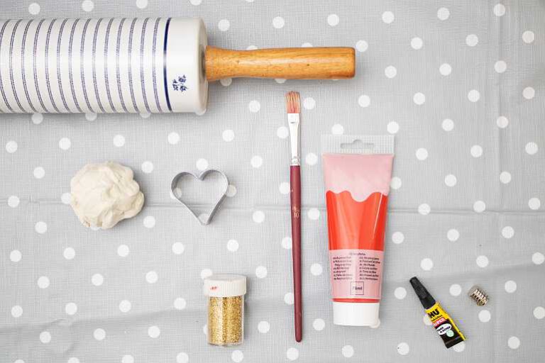 Herzmagnete zum Muttertag: Mit Liebe selbstgemacht